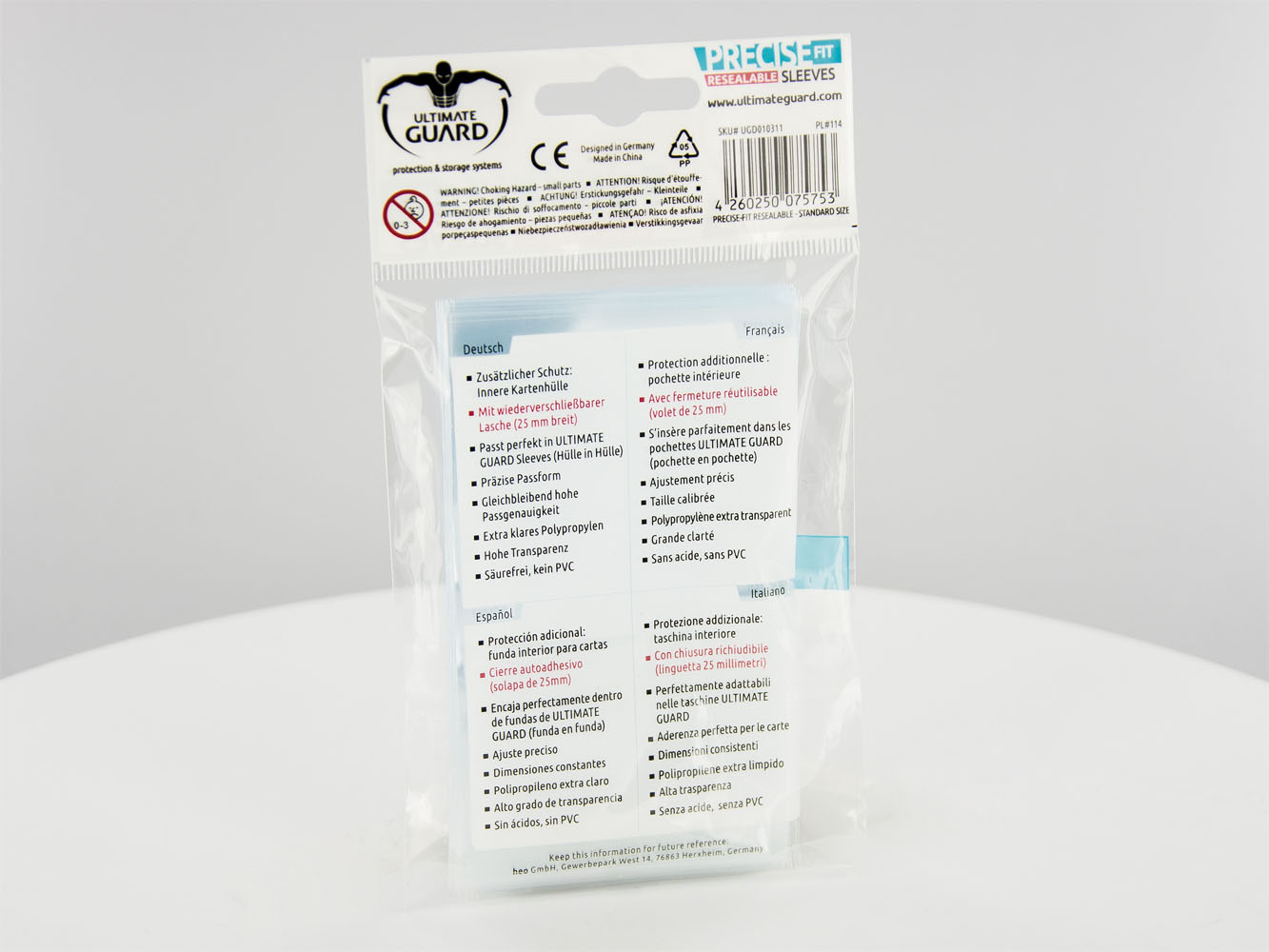 Trading cards & equipment/Ultimate Guard Precise-Fit Sleeves Resealable ...